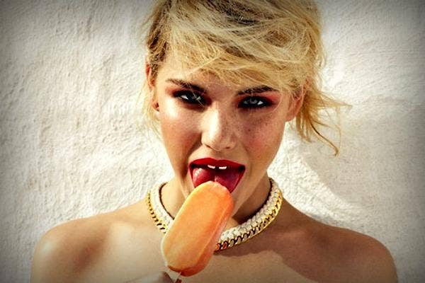 11 Things You Should Never Ever Put Inside Your Vagina Yourtango 